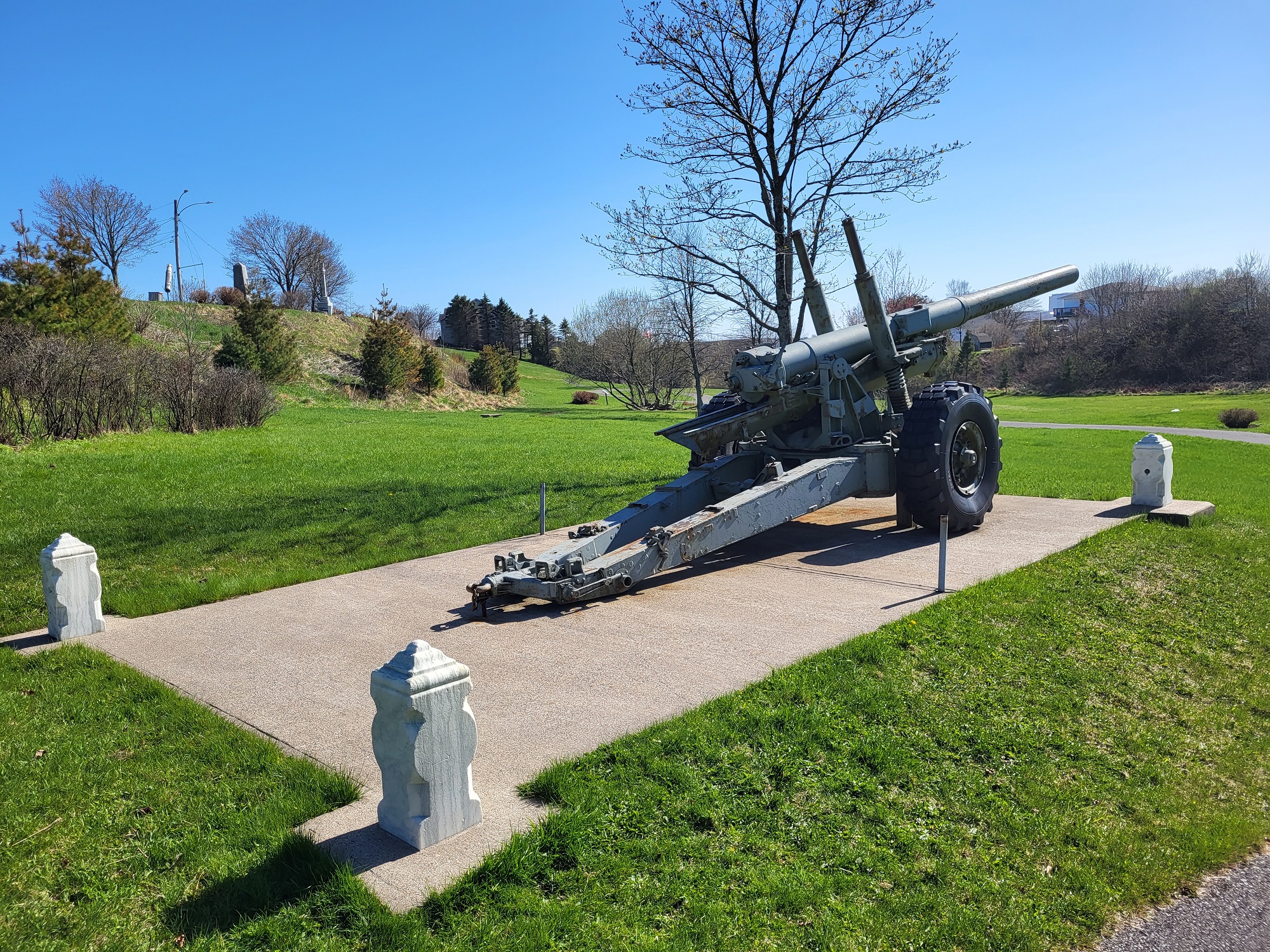 Artillery Regiments of Canada Memorial - National Inventory of Canadian ...