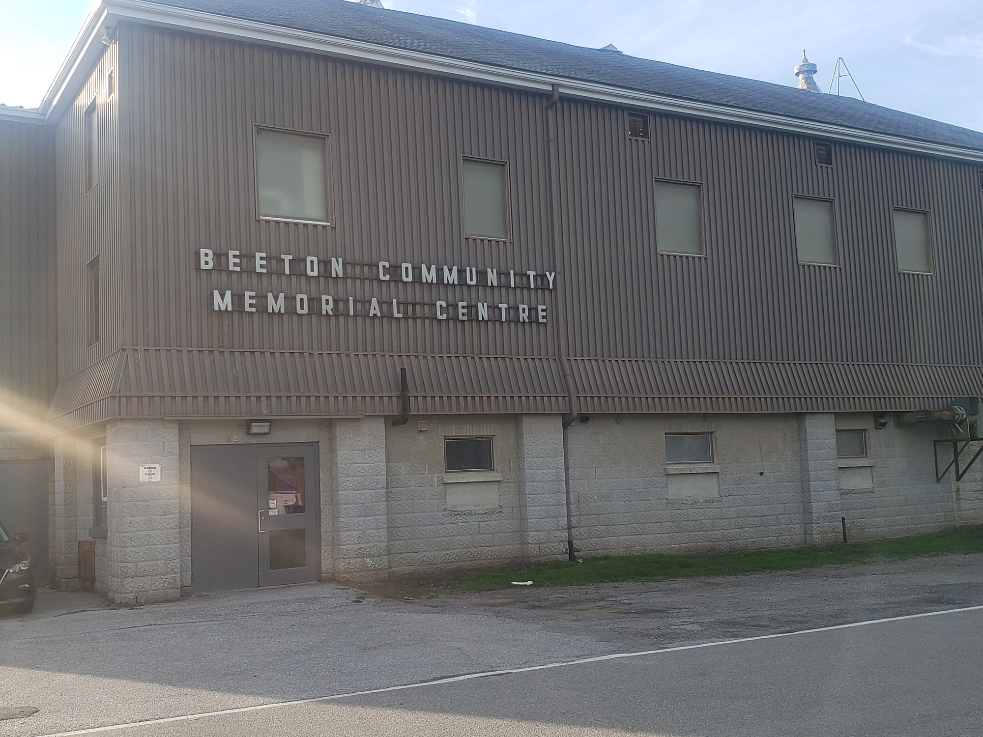 Beeton Community Memorial Centre - National Inventory of Canadian ...