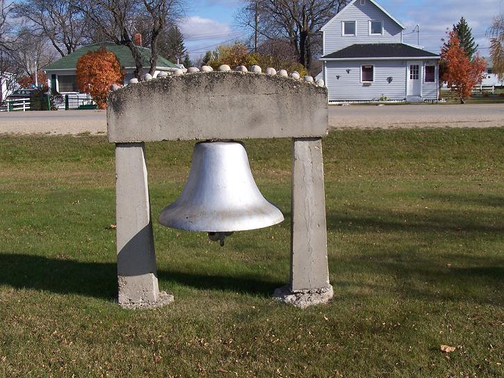 Grandview Memorial Bell - National Inventory of Canadian Military ...